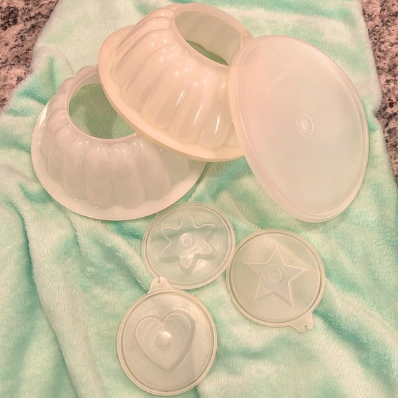 Tupperware | Kitchen | Vintage Tupperware Jello Mold With 2 Molds And 3 ...